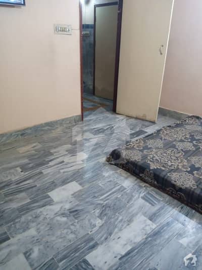 650 Square Feet Flat Ideally Situated In Nishtar Road (Lawrence Road ...