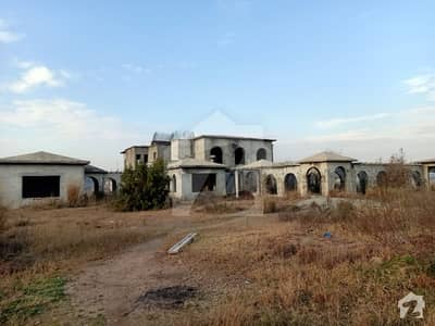 A 10 Kanal Farm House Structure Build Available For Sale On Main Road ...