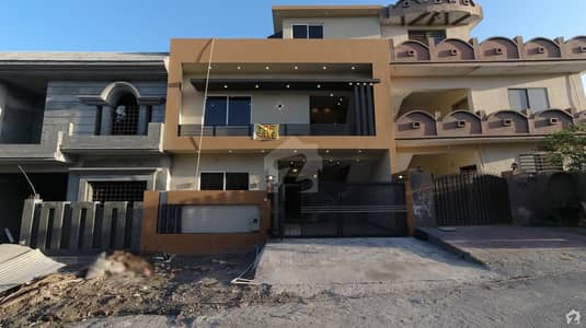 Houses for Sale in Pakistan Town Islamabad - Zameen.com