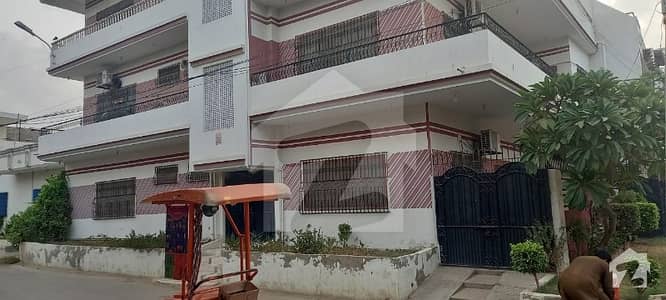 Houses for Sale in Gulshan-e-Iqbal - Block 10-A Karachi - Zameen.com
