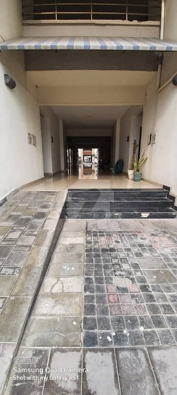 Flats for Sale in Askari 11 Lahore - Zameen.com