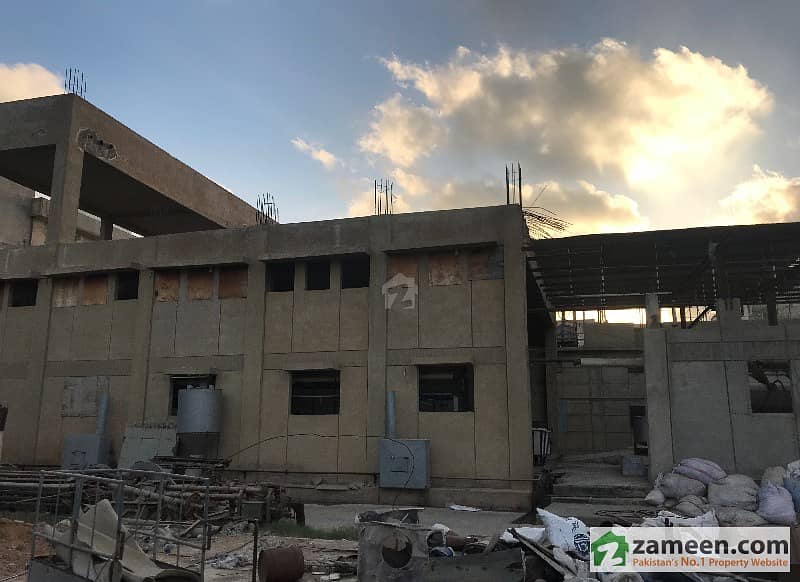 Top Notch Location On Main Road Of Korangi Industrial Area Korangi ...