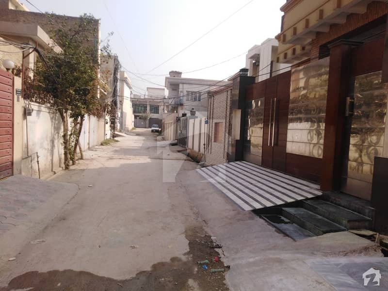 Best House Available In Rs 32,500,000 In A Prominent Location ...