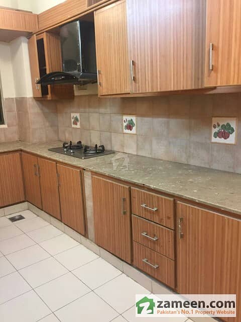 2 Beds Flat For Rent In E-11/2 Memar Tower E-11, Islamabad ID10513348 ...