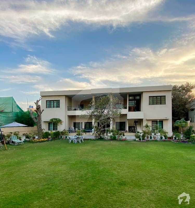 p-e-c-h-s-block-6-2000-yards-bungalow-for-sale-pechs-block-6-pechs