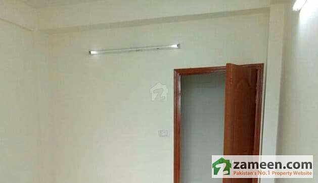 1500 Yards Bungalow Is Available For Rent In PECHS Block 6 Near Shahrah ...