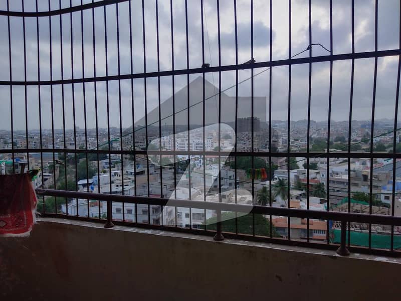 Flat Available For Sale in North Nazimabad Block B In Saima Bridge View ...