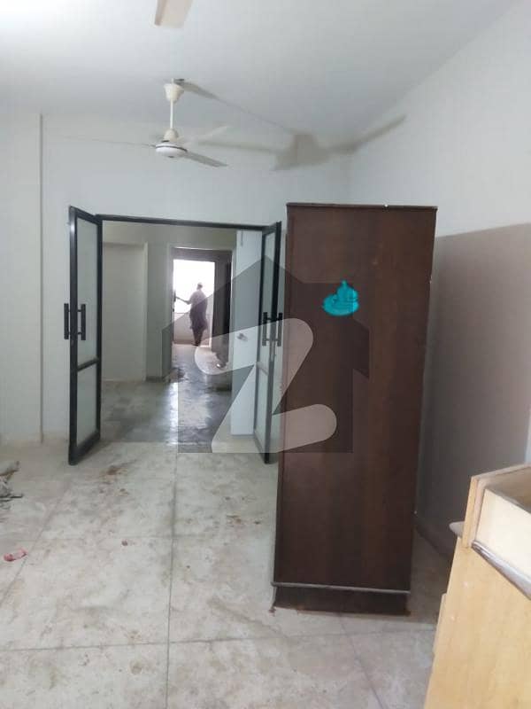 Three Bed Drawing Dining Second Floor Flat Saima Classic Gulshan-e ...