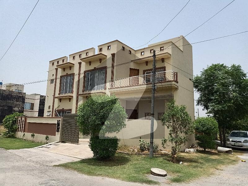 Awt Phase 1 Brand New 10 Marla Very Beautiful Corner & Facing Park ...