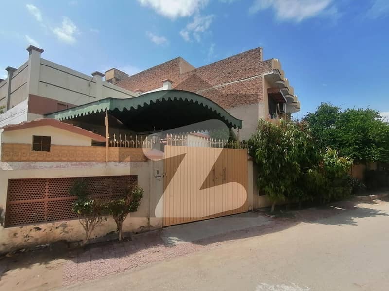 Single Storey 8 Marla House Available In Khan Village For sale Khan ...