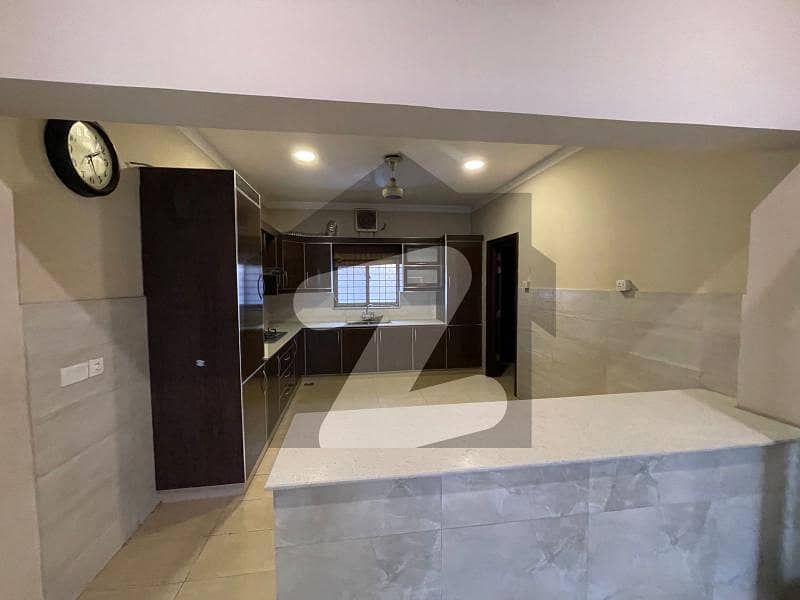 Kanal Fully Renovated Bungalow In Defence Raya Near Raya Club Ideal ...