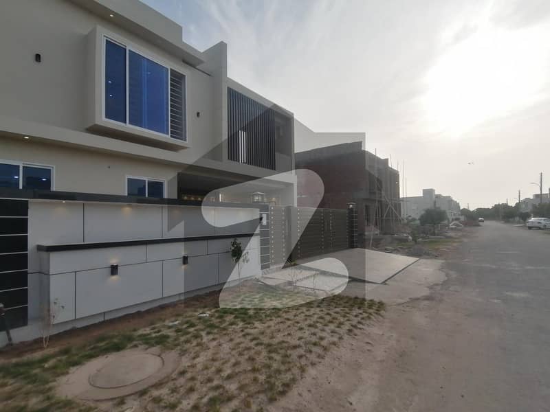 A Stunning House Is Up For Grabs In Wapda Town Phase 2 - Block N Multan ...