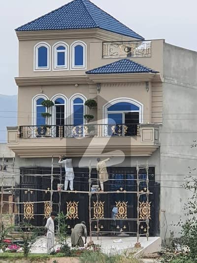 5 Marla Beautiful Fresh House For Sale Regi Model Town Phase 3 - Block ...