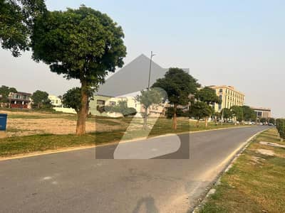Plots for Sale in DHA Phase 8 - Ex Park View Lahore - Zameen.com