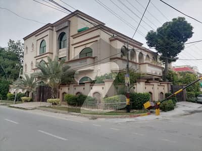 Houses for Sale in Gulberg 3 Lahore - Zameen.com