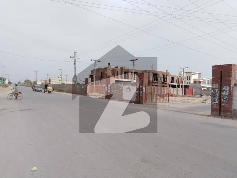 Prime Located 1 Kanal Plot In B Block Model Town Model Town - Block B ...