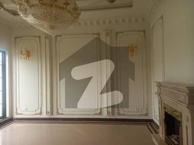 Defense Golf Raya 2 Kanal Beautiful Master King Size Bungalow With ...