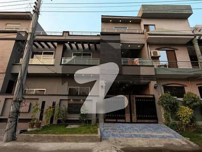 Beautiful Brand New House Eden Boulevard Housing Scheme, College Road ...