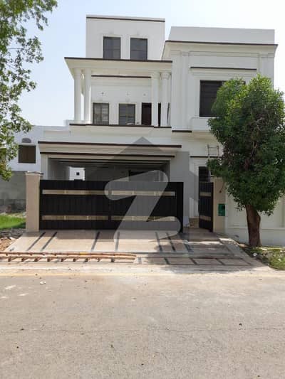8 Marla Beautiful house for Sale at the best place in Murree Phase 2 ...