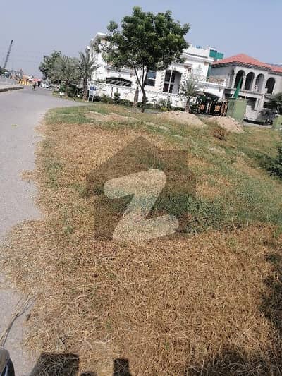 Plots for Sale in DHA Phase 8 - Ex Park View Lahore - Zameen.com