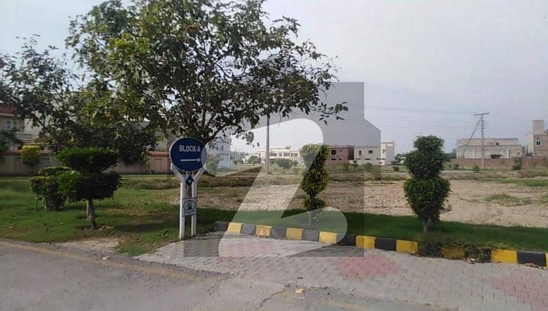 Plot For Sale Main Boulevard AWT Phase 2 - Block D, AWT Phase 2, AWT ...