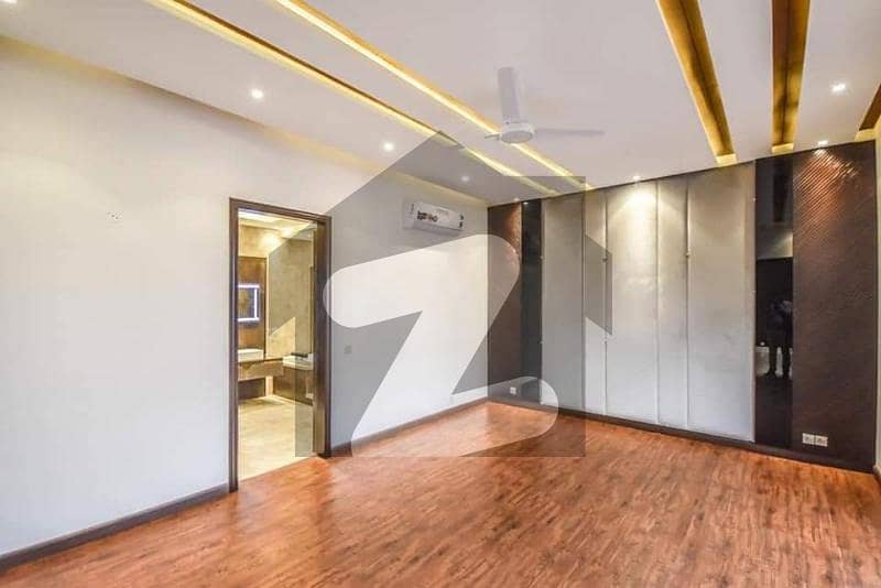 Penta Square Luxury 3 Bed Apartment For Sale Facing Park In Heart Of ...