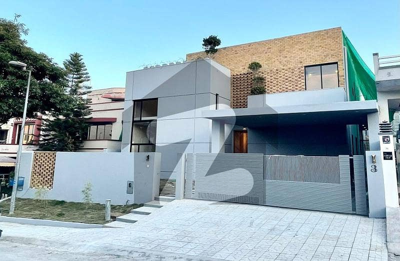 Best Designed House Solid Construction DHA Phase 2 - Sector H, DHA ...