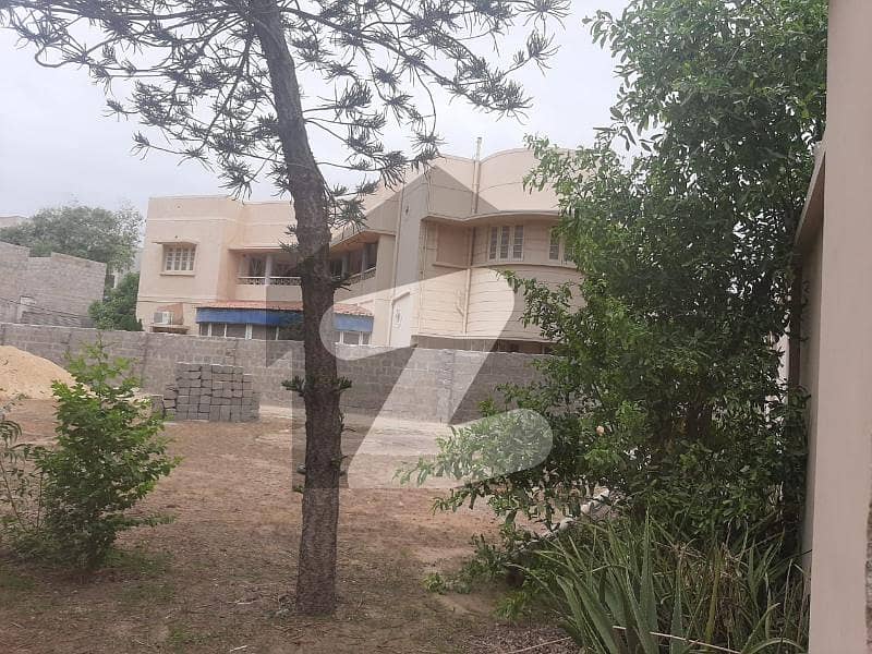 Pechs Block 2 Shahrah-e-faisal Tabani School PECHS, Jamshed Town ...