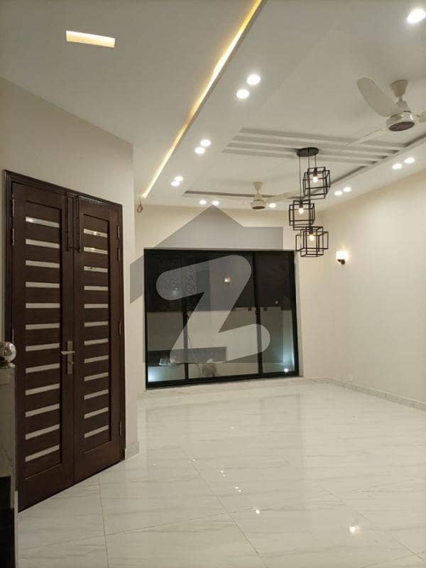 Well Maintained 05 Marla house For sale DHA Greenview Smart Homes Value ...