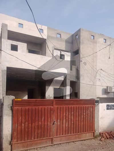 Houses for Sale in Model Town Multan - Zameen.com