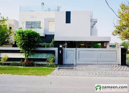 Topclass 1 Kanal Italian Design Superb Elevation Bungalow With Cinema ...