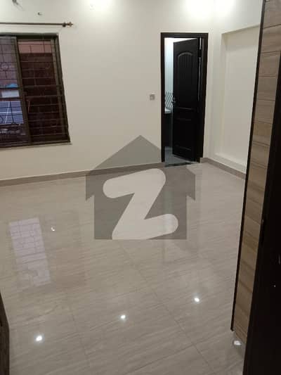 1125 Square Feet Upper Portion In Beautiful Location Of Model Town Link ...