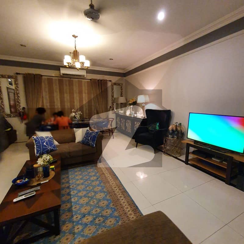 500 Yard Bungalow Available On Khayaban E Qasim Owner Belt House West ...