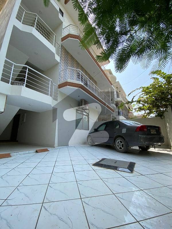 Block 5 Clifton Almost Brand New 2000sqft 1st Floor 3 Bedroom Drawing ...