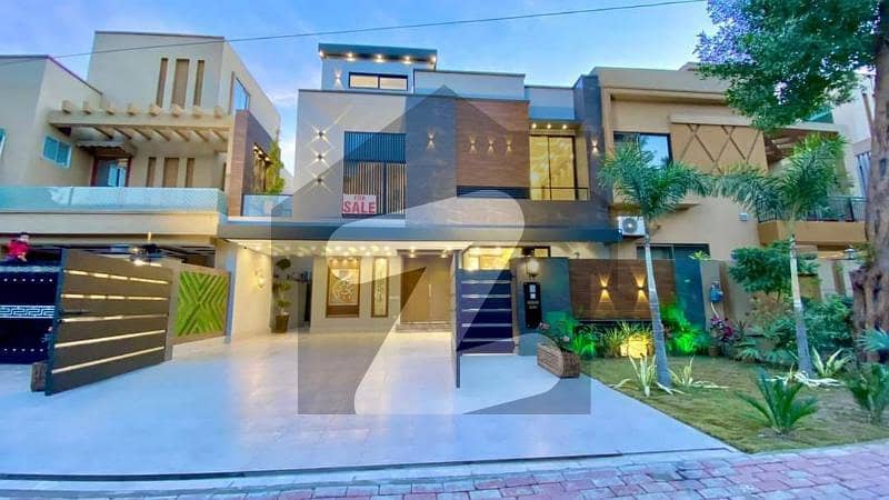 10 Marla Ultra Classic Luxurious House For Sale Bahria Town Lahore ...