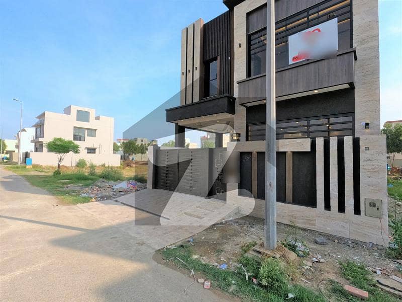Modern Design Beautiful House In Dha Rahbar M Block DHA 11 Rahbar Phase ...