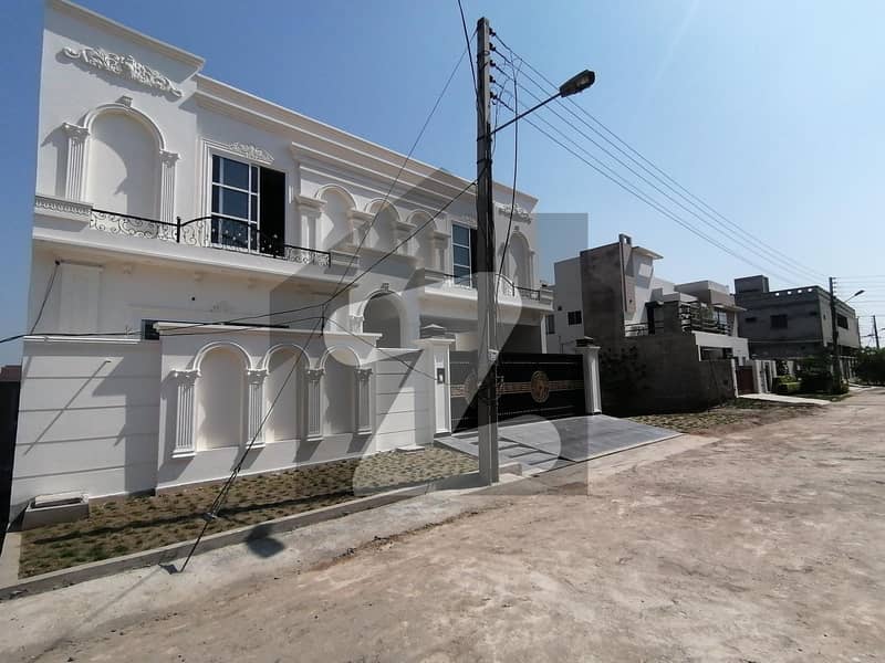 Investors Should sale This Prime Location House Located Ideally In ...