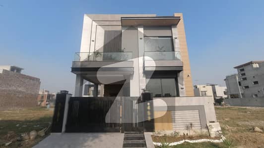Dha Phase 9 Town 5 Marla Brand New Galleria Design House DHA 9 Town ...
