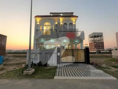 Buy A Centrally Located 5 Marla House In DHA 11 Rahbar Phase 2 ...