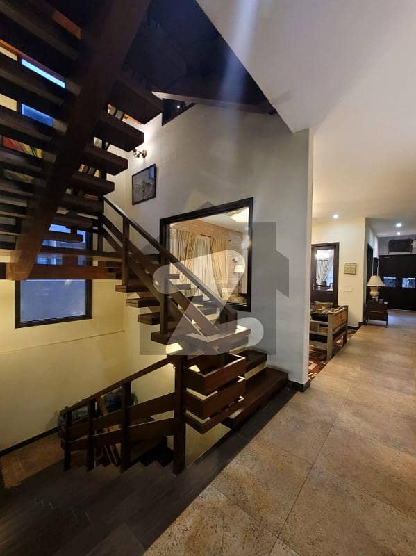 500 Lavish Villa with Basement For Sale at Phase 8 DHA Phase 8, DHA ...