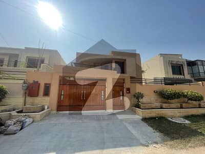 Chance deal 120 yards 2 side corner plot in staff lane phase viii. DHA ...