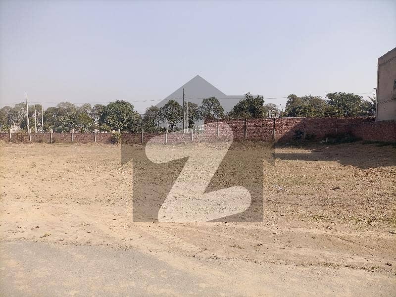 Corner Plot for Sale Nespak Housing Society Phase 3 - Block B, Nespak ...