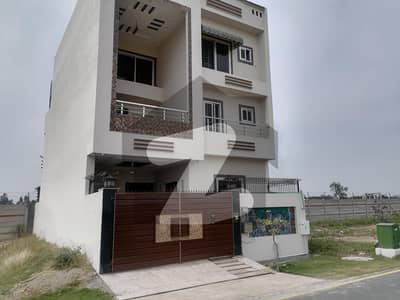 Prime Location sale A House In Gujranwala Prime Location Royal Palm ...