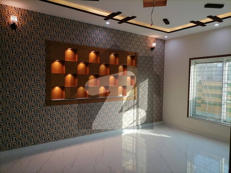 8 Marla House Ideally Situated In Dream Gardens Dream Gardens, Defence ...