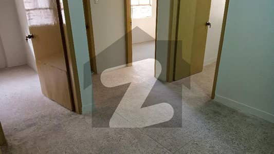 FLAT FOR RENT IN ERUM APARTMENT Gulshan-e-Iqbal - Block 17, Gulshan-e ...