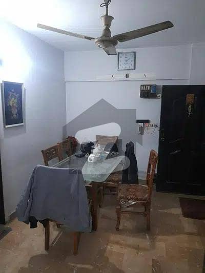 2 Bd Dd Flat For In Zafreen Corner Main University Road Karachi