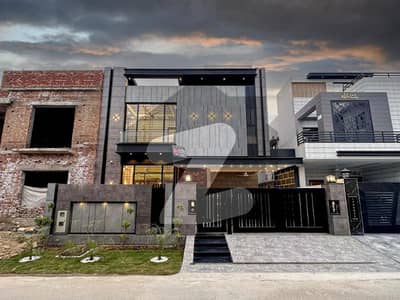 Ideal 2250 Square Feet House Available For Sale In Paragon City Paragon ...