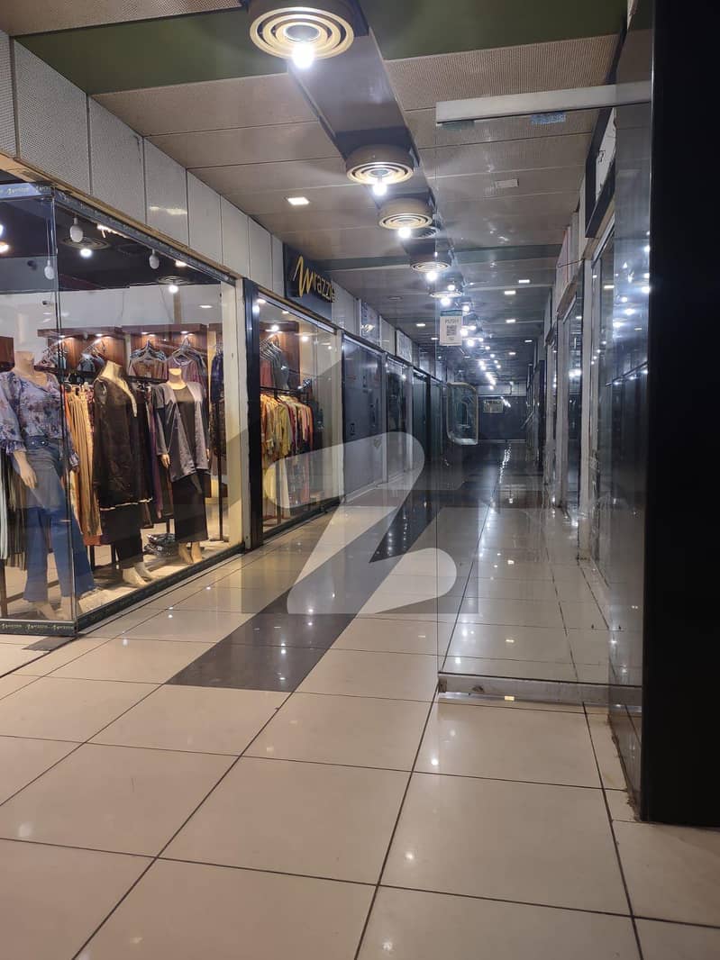 SHOP FOR RENT IN SAIMA MALL next to Millenum mall Gulshan-e-Iqbal ...