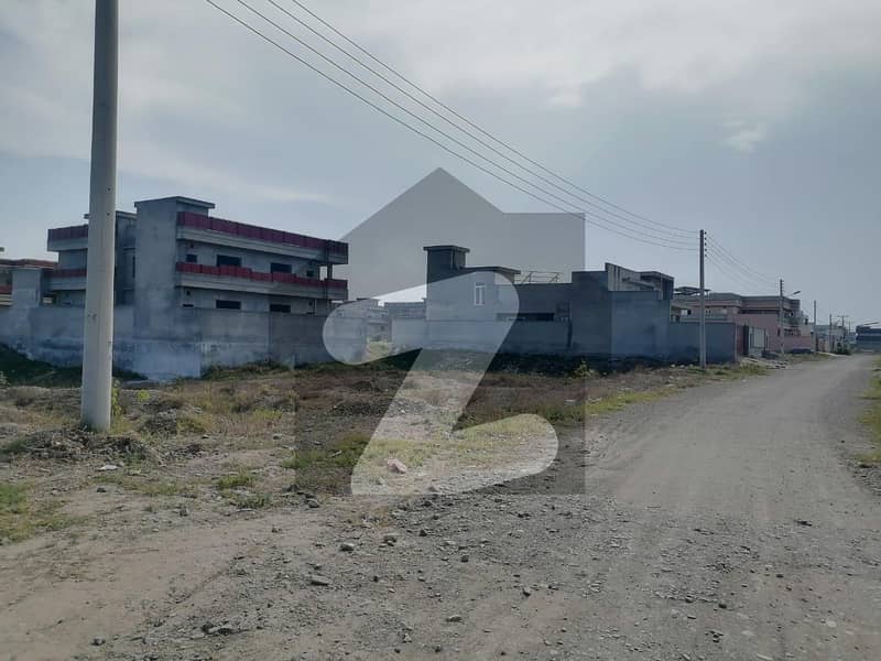 Residential Plot Of 10 Marla In Regi Model Town Phase 1 Is Available ...