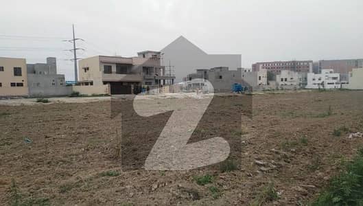 Plot For In DHA RAHBAR Block main 90 fit roads very hot locations DHA ...